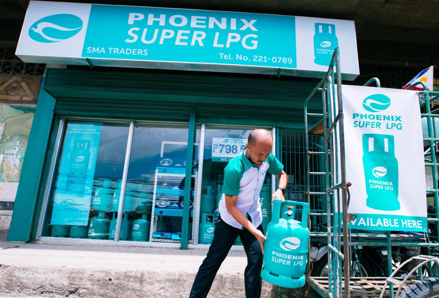Fastest-Growing Oil Company in the Philippines | Phoenix Fuels
